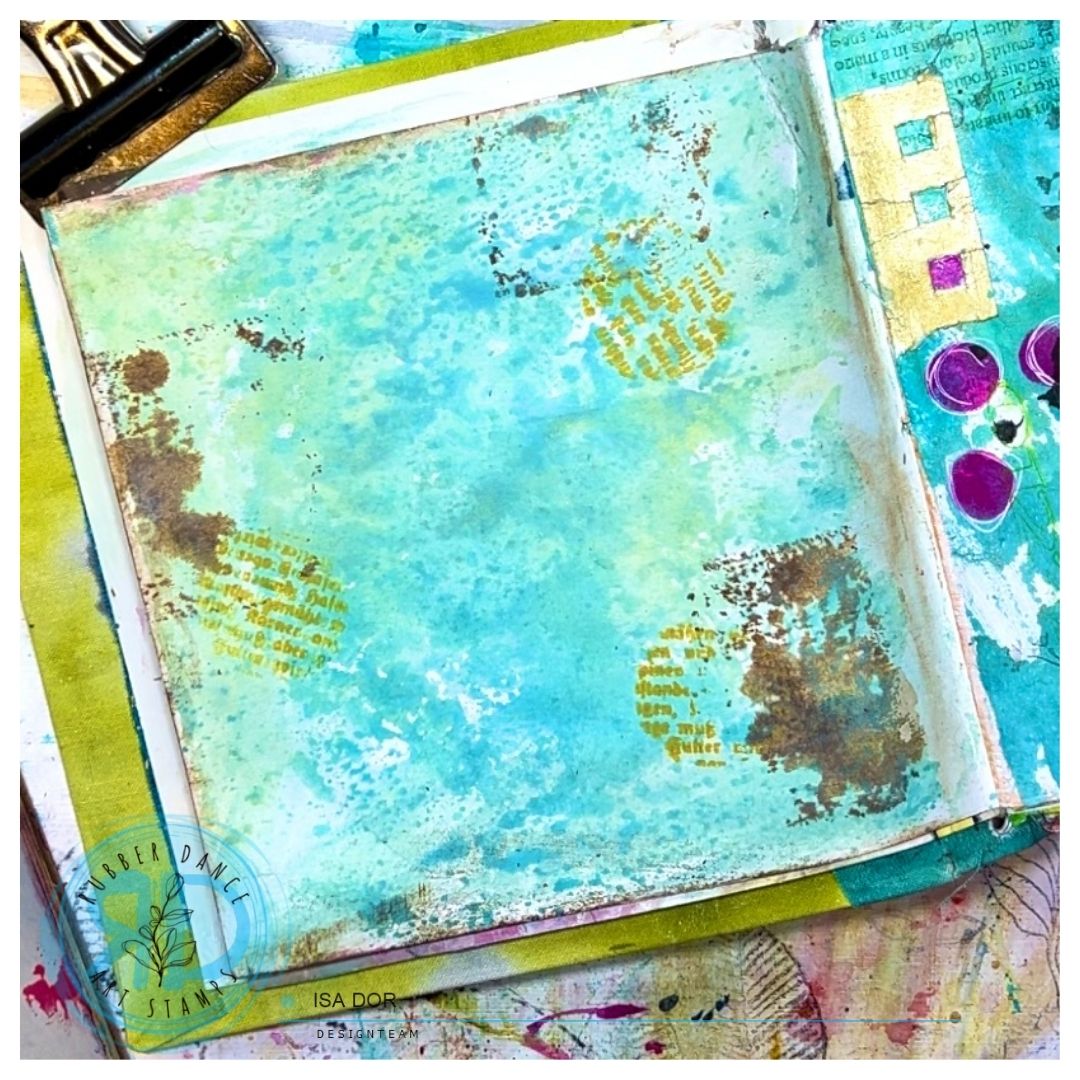 Mixed Media Art Journal Page Tutorial with Distress Oxides & Carved ...