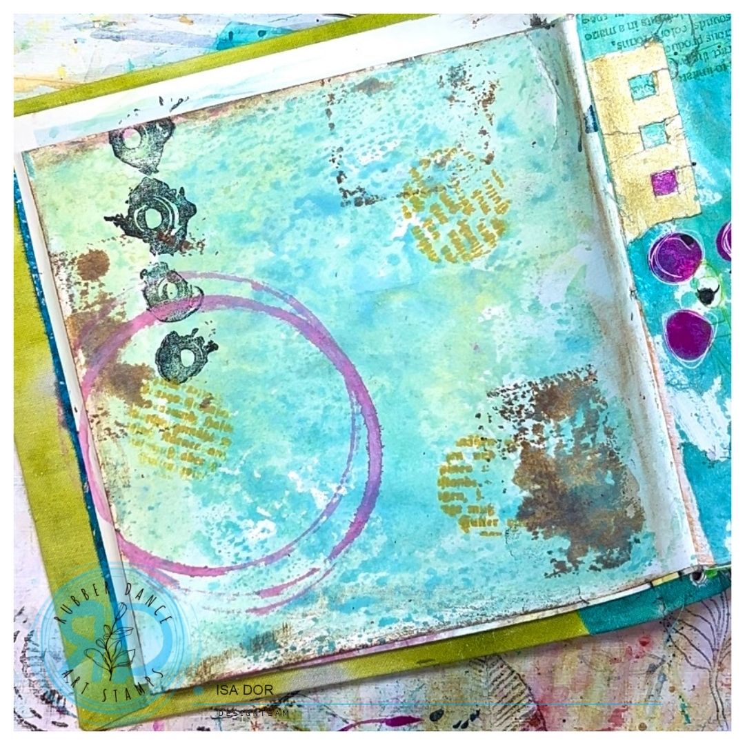 Mixed Media Art Journal Page Tutorial with Distress Oxides & Carved ...